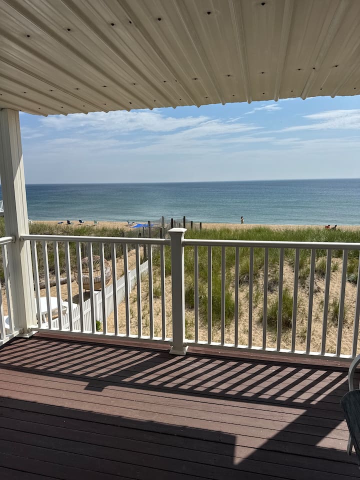 Oceanfront & Direct Sand Access - Salisbury Beach, MA