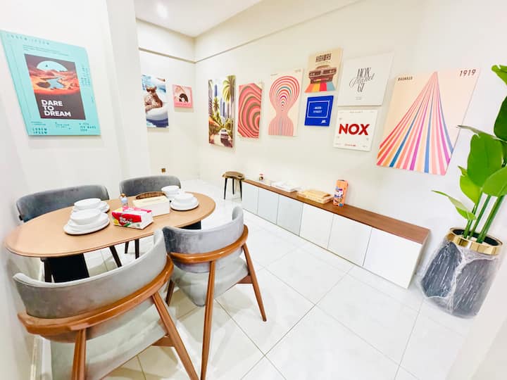 Nox•ember | 2-bed Apt @Dha7 - Karachi