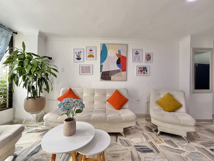 Medellín Poblado Gem • Walk To Provenza & Lleras - La Estrella