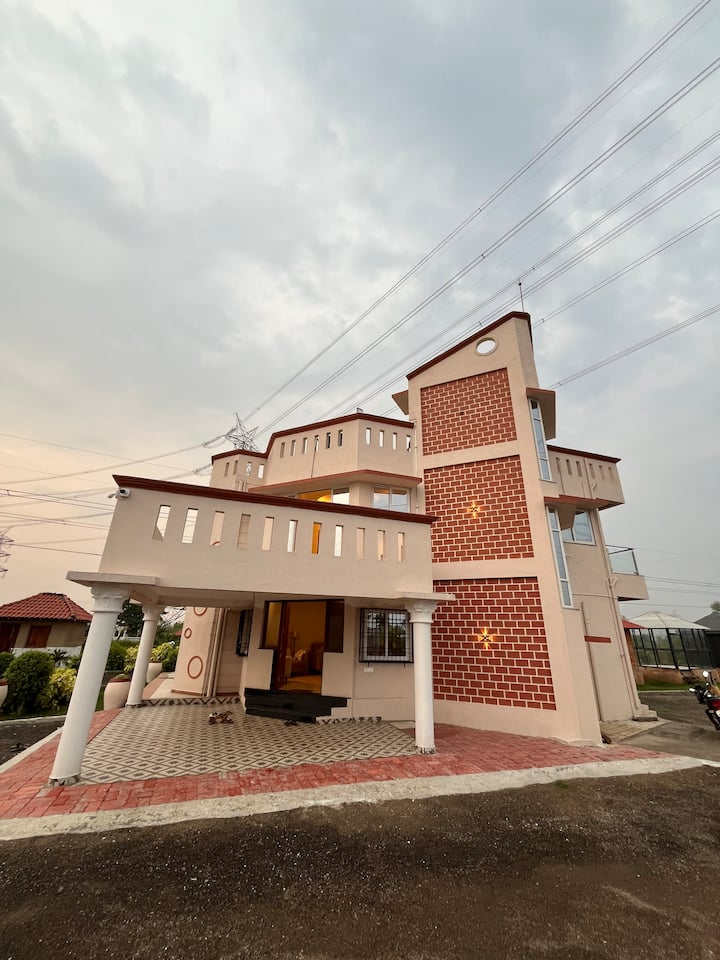 Private Villa On 2.5 Acres - Nagpur