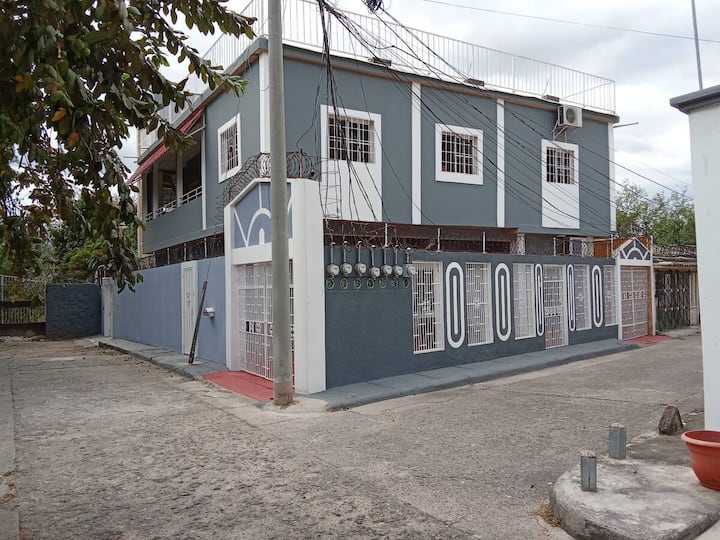 Comayagua, Apartamento Céntrico. - Honduras