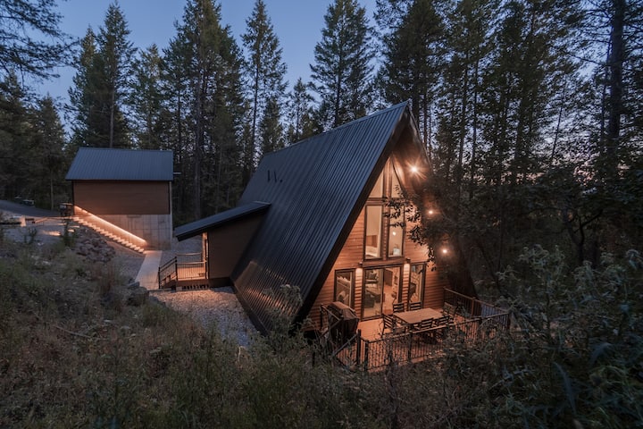 A Frame Mountain Escape W/ Fire Pit & Golf Access - Wyoming