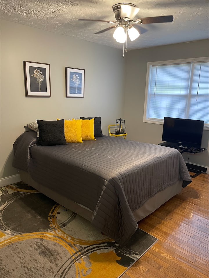 I See Only Memories - Splash Pad, Manchester