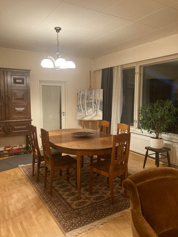 Tilava Ja Tyylikäs Talo - Kajaani