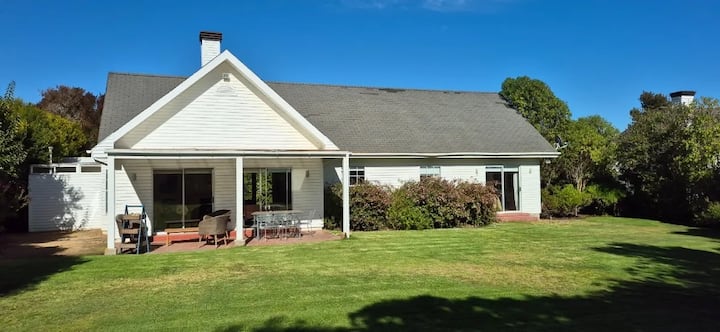 Acogedora Casa En Las Brisas De Santo Domingo - Santo Domingo, Chile