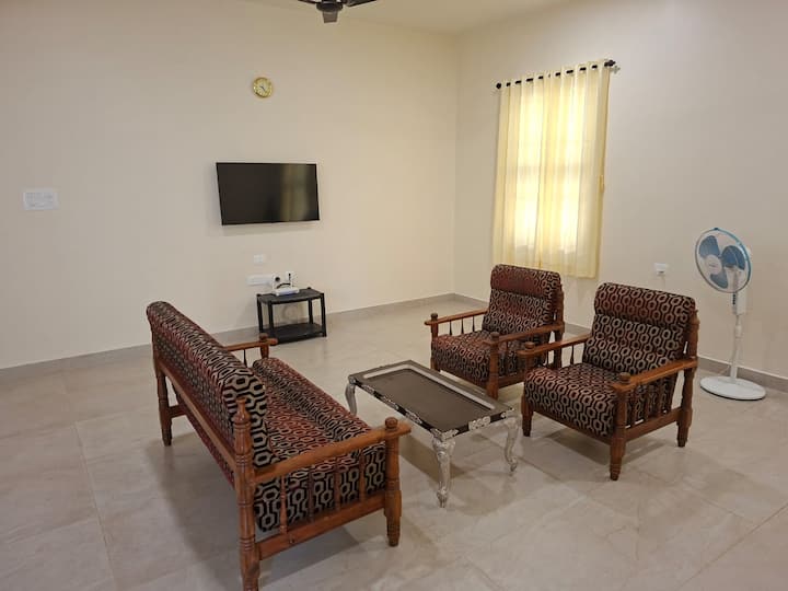 Hari Nivas Home Stay @ Nurani Agraharam - Palakkad