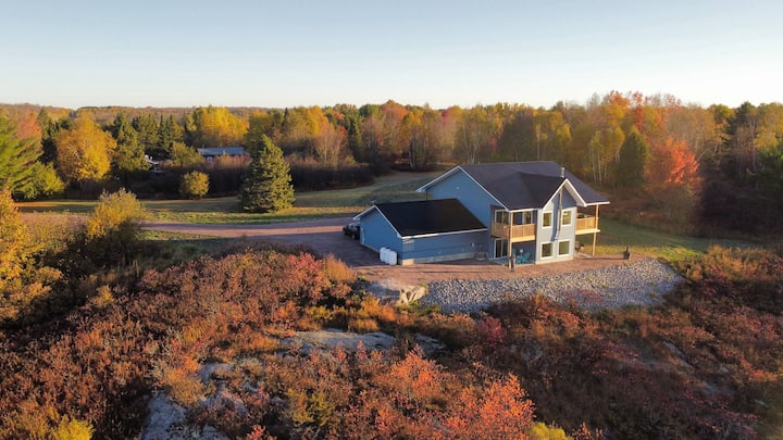 It’s Fishing & Hunting Time At The Bluebird Lodge - Ontario