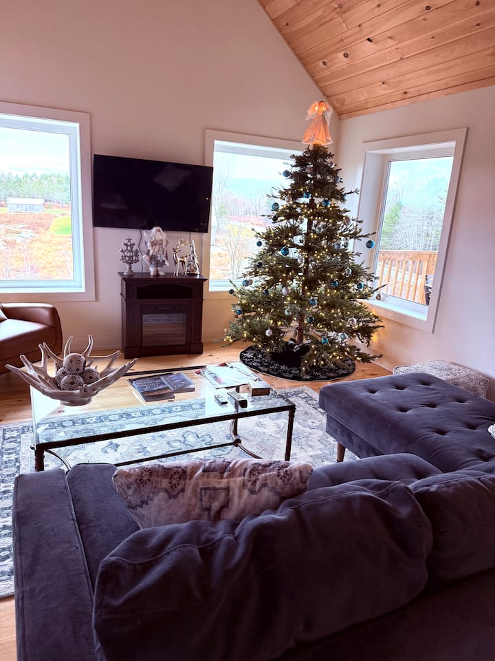 Noelville - Bluebird Lodge - Welcome Snowmobiles! - Ontário