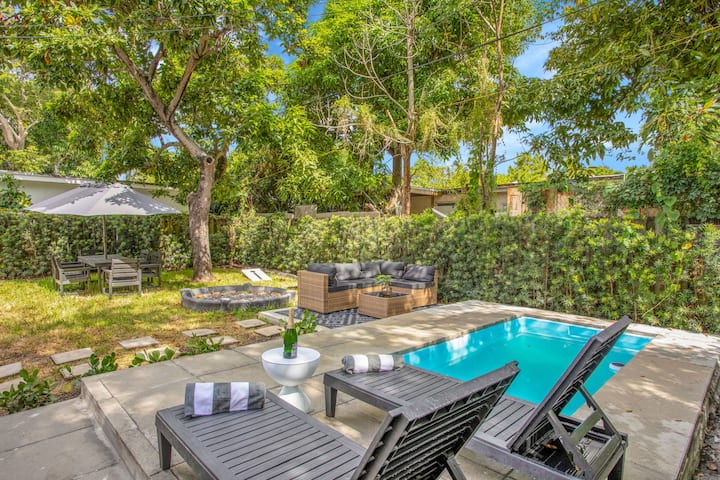 Villa In The Heart Design District+pool+location+ - Miami, FL