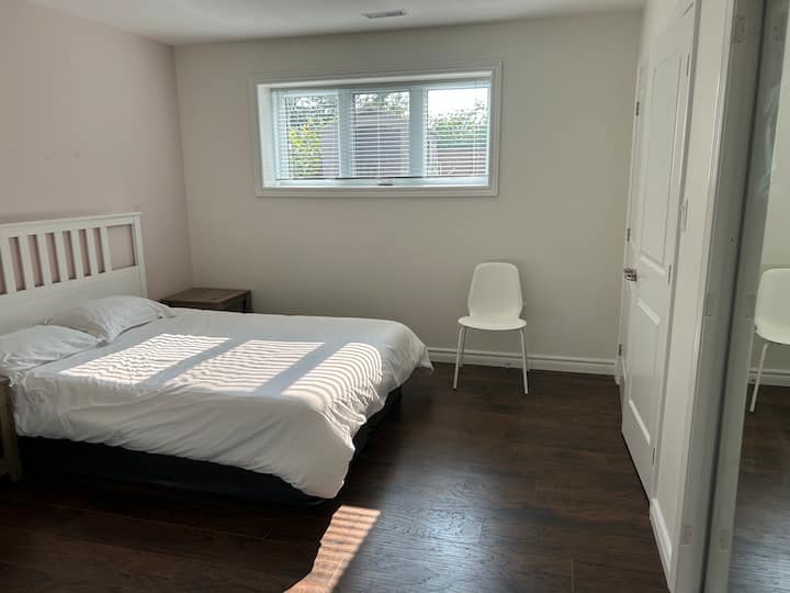 Room -B - North Bay