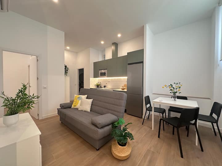 Moderno Y Luminoso Apartamento. - Getafe