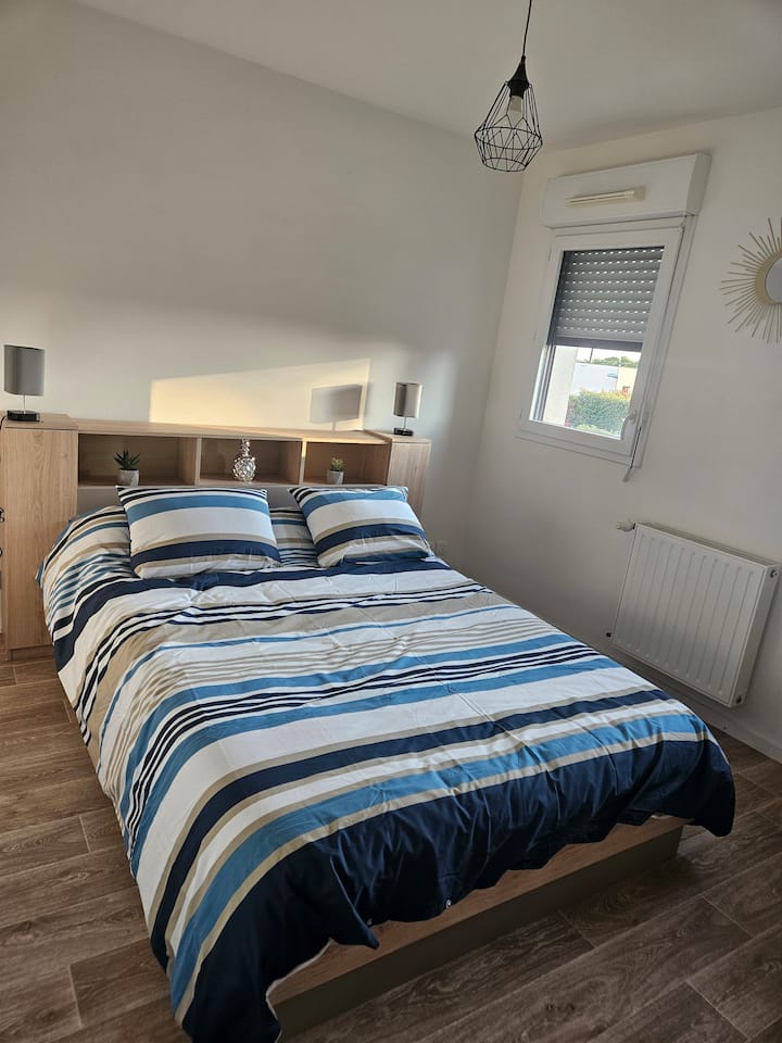 Chambre Cool Esprit Coloc Sympa - Betton