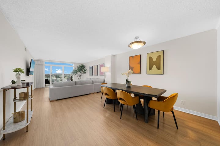 Breezy & Beautiful • 3br Marina Del Rey Getaway - Santa Monica, CA