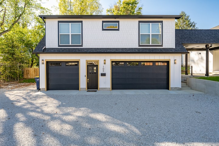 Depauw Luxe Loft - DePauw University, Greencastle