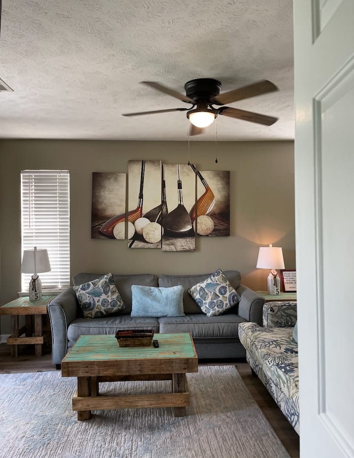 19th Hole - Myrtle Beach, SC