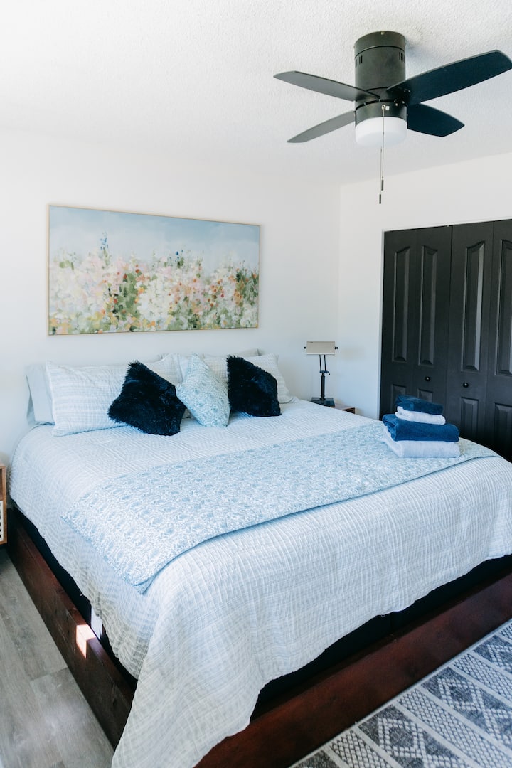 Suburban Hideaway - Aldergrove