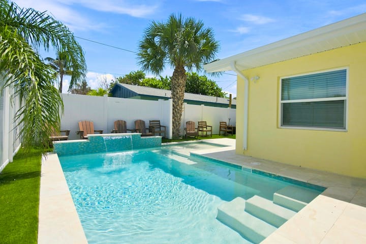 4bd Duplex 1 Blk From Bch, Pool Hot Tub, Golf Cart - Indian Rocks Beach, FL