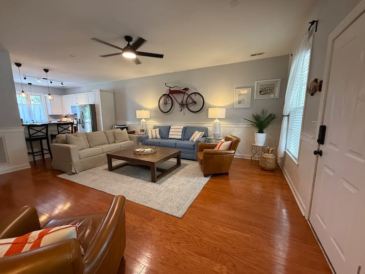 Downtown | Orange St | Pvt Parking - Wilmington, NC