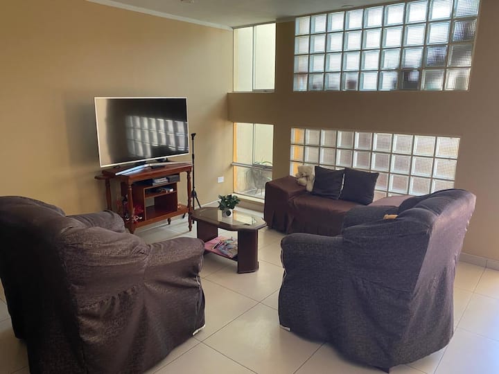 Departamento Amoblado 1 Piso - Arequipa