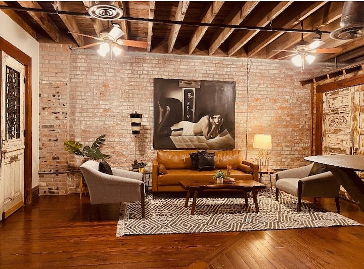 Epic 3-story Loft Downtown - Baton Rouge, LA