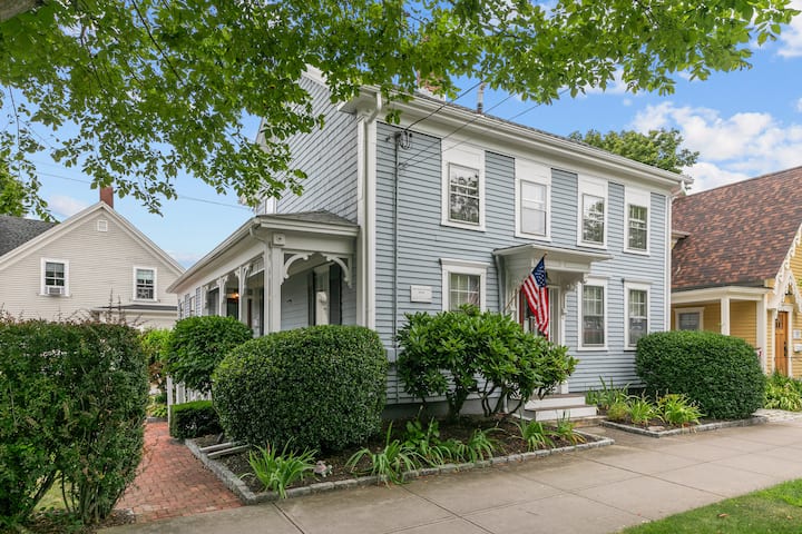 Downtown Bristol Retreat - Tiverton