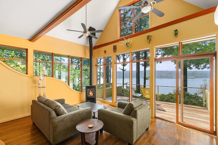 Bainbridge Island Waterfront Home • Olympic Views - Bainbridge Island, WA