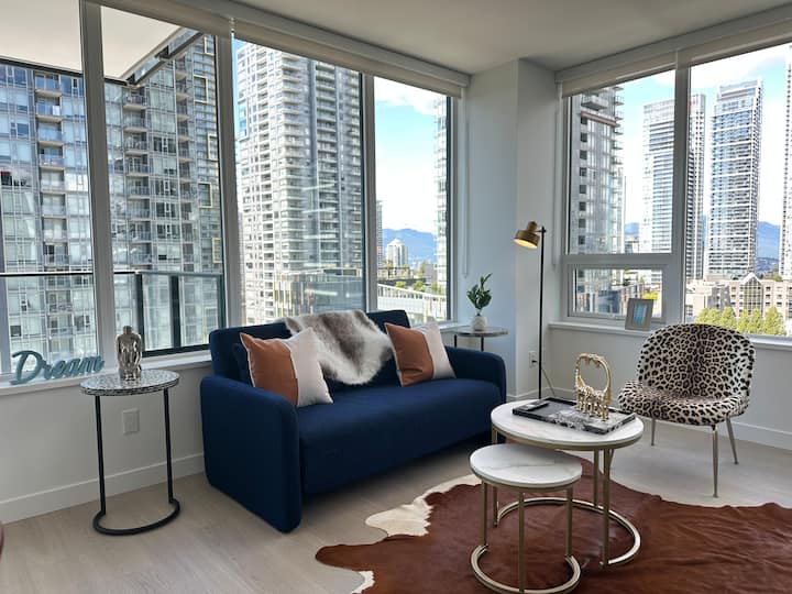 Pacific Sweet Home 2b2b-1# In Centre Metro - Burnaby