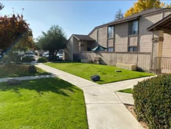 Master Suite | Top Floor| Centrally Located - Bakersfield, CA