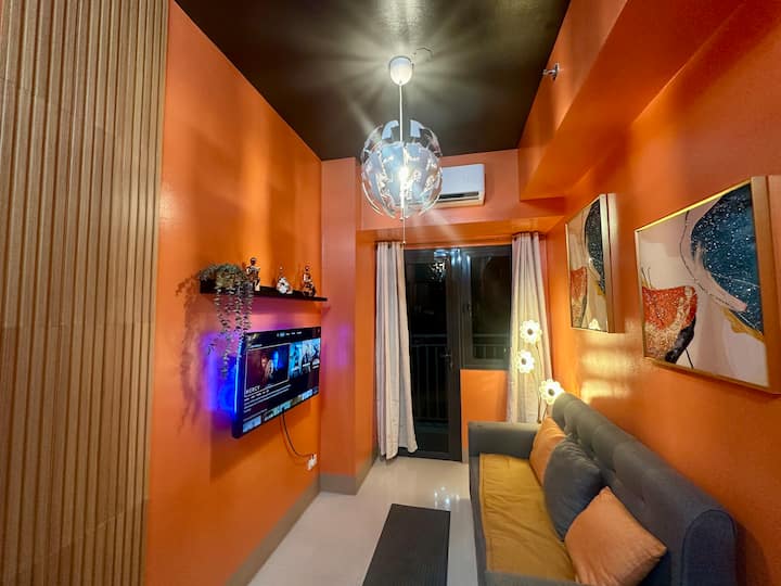 Moa Vibrant Condo W/balcony Pool And Fast Wi-fi - Pasay