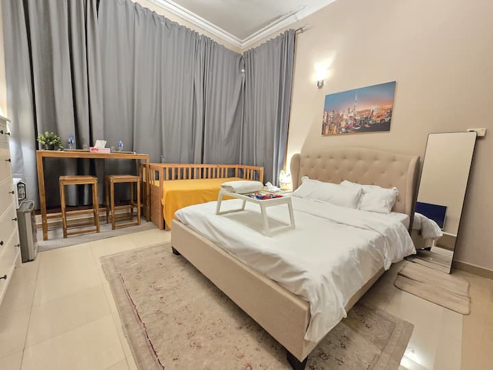 24/7 Self Check In Cozy| Walk To Metro & Nr Dwtc - Dubai