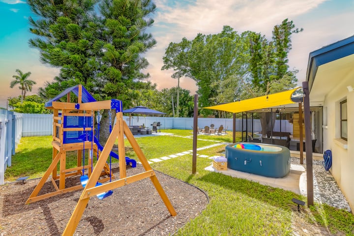 Palm Villa | 10 Ppl | Hot Tub |Top Location | Bbq - Fort Myers, FL