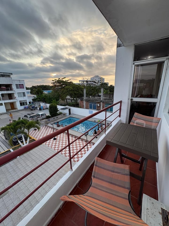 Dpto. A 2 Cuadras De La Playa Con Piscina Y Wifi - Atacames