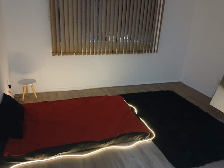 Room Minimalist With Bathroom. - Balneário Camboriú