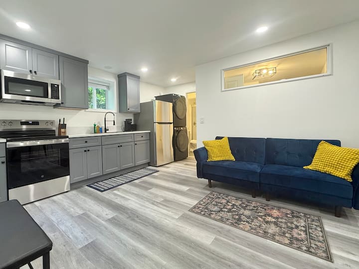 Forest Studio Down The Steps - Portland, OR