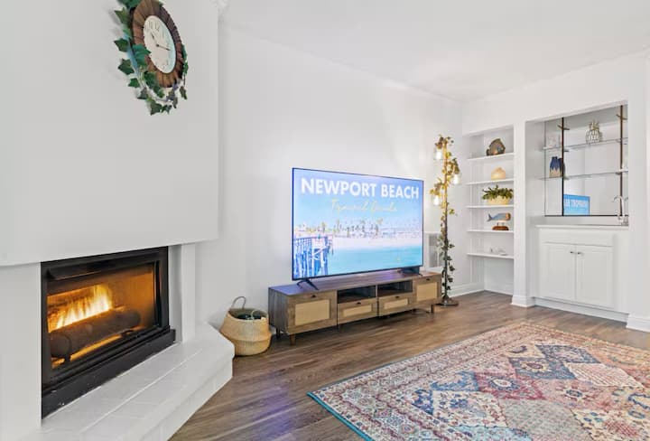 2 Story Home By Fashion Island - Newport Beach, CA