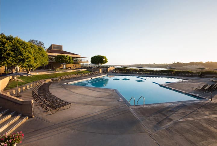 2 Story Home By Fashion Island - Newport Beach, CA
