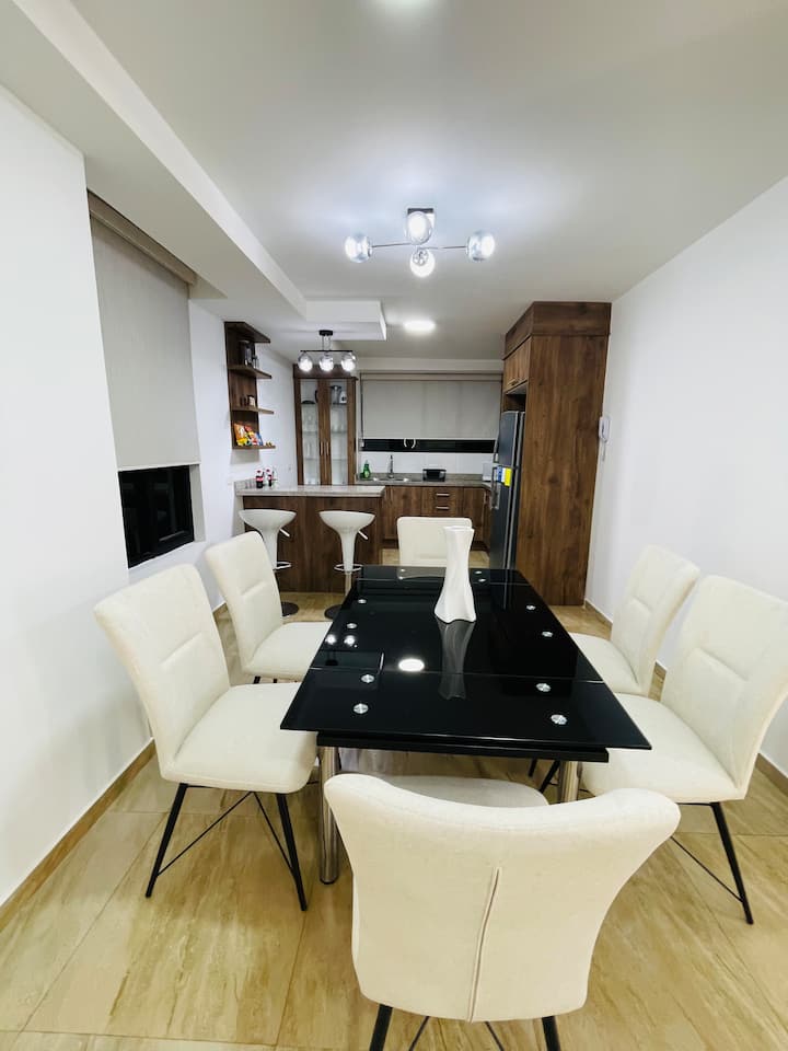 Astoria Delux Riobamb | Moderno, Seguro Y Familiar - Riobamba