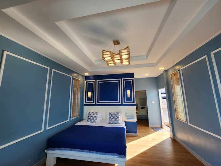 ที่พักเกาะเต่าเห็นวิวทะเลพร้อมอาหารเช้าและรถรับส่ง - Ko Tao