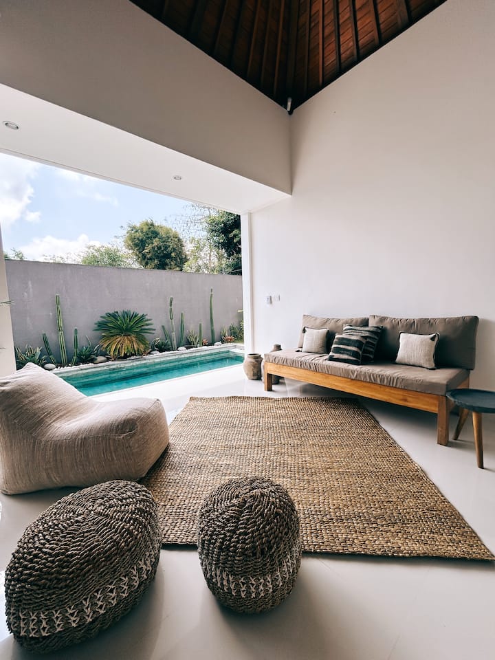 Modern Villa In Beautiful Padang Padang - Uluwatu