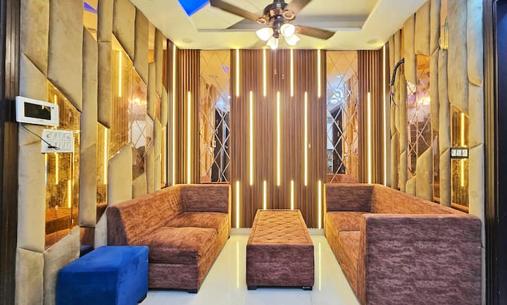 2 Bhk Flat Home Stay - Delhi