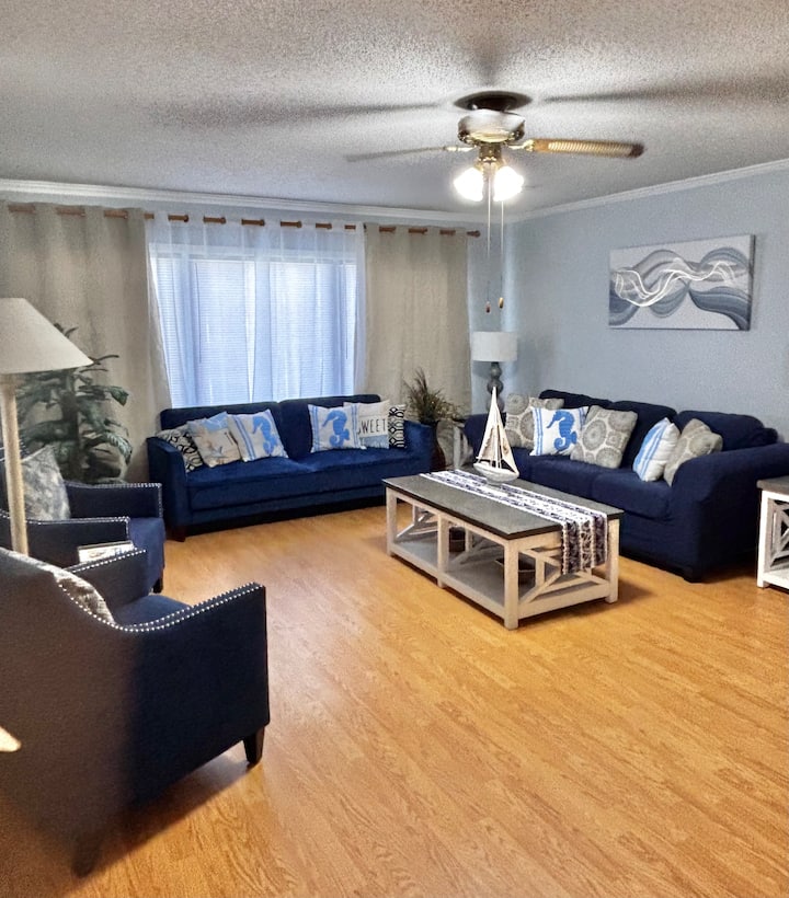Close2beach/sleeps14/gameroom/pooltable/arcade - Gulfport, MS