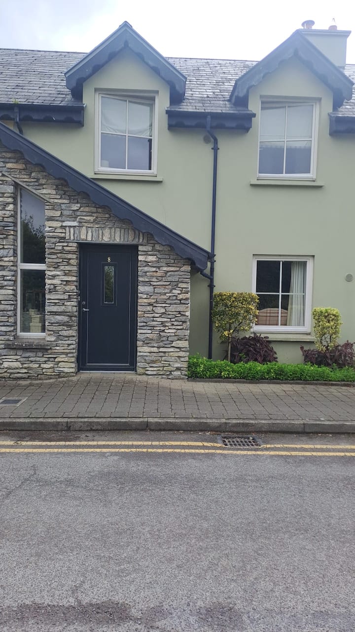 Beautiful 3 Bedroom Home - Kenmare
