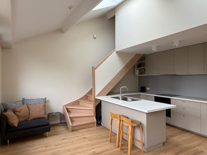 Joli Duplex Entièrement Renové. - Auderghem