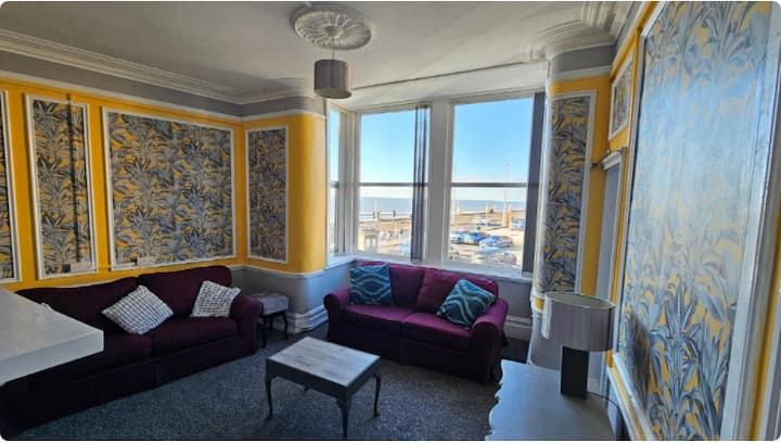 Nostalgic Seaside Escape - Blackpool