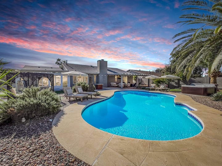 Free Heated Pool+spa+firepit+resort Backyard+golf - Phoenix, AZ