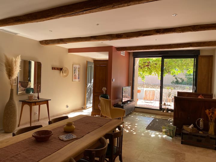 Casa Poli, Maison De Village Avec Terrasse - Eyguières