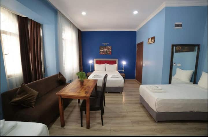 Central Family Room • 2 Min To Istiklal - Beyoğlu