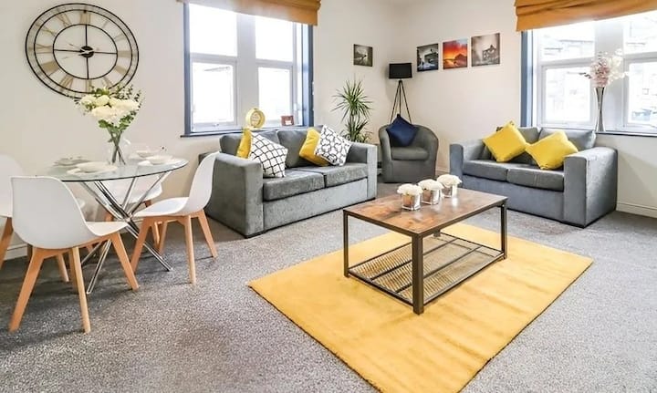 Haworth -3 Bed-2 Floor Duplex-walk To All Sights - Keighley