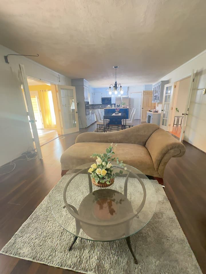 Sweet Home Away In Charlotte - Harrisburg, NC