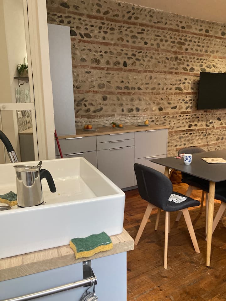 Apt à 2 Pas Du Tram Et Du Métro - Toulouse